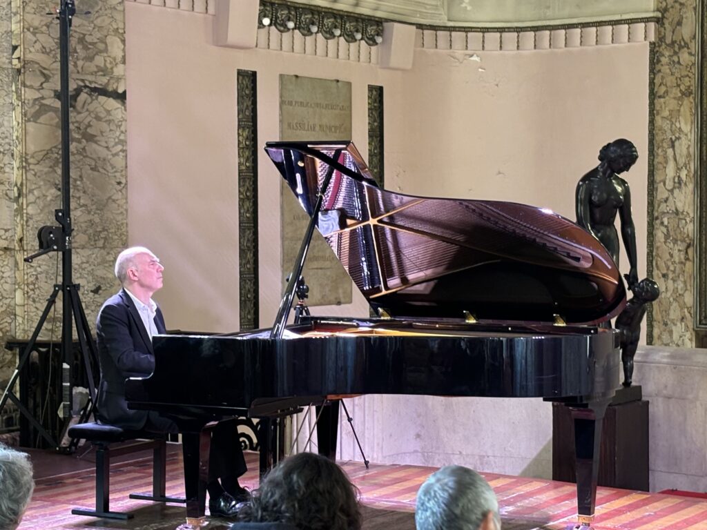 Marseille Concerts à l’Opéra . Jérôme Ducros joue Schubert ...
